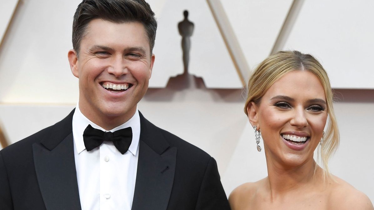 Colin Jost Marries Entertainer Scarlett Johansson